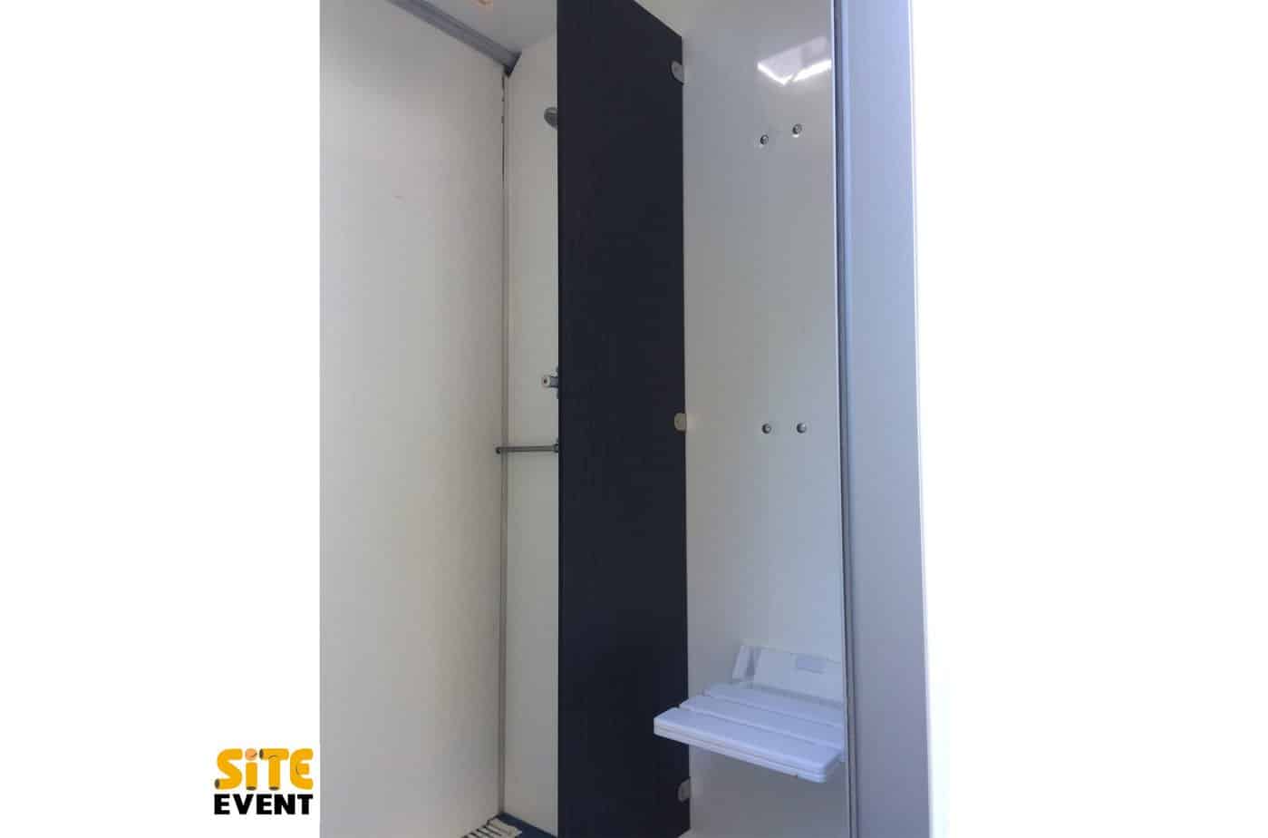 10 Bay Shower Trailer Hire - Call Site Event on 01256 384134